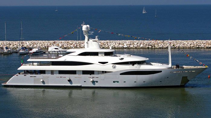 Photos of superyacht Hull 130 launch at CRN